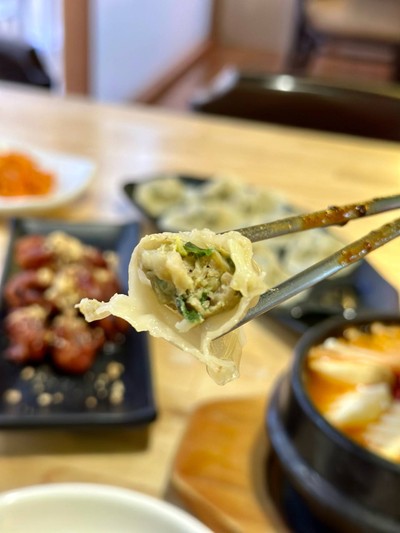 มุลมันดู (Mul mandu) ร้าน Kiani ฟิฟท์ตี้ฟิฟท์ ทองหล่อ