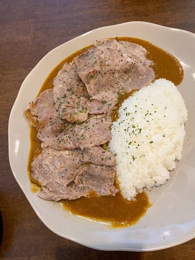 รีวิว Nihachi Kare And Katsu Ari (ตึกพหลโยธินเพลสชั้น2) - ข้าวแกงกะหรี่ ...