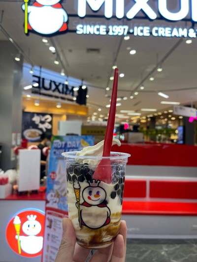 ร้าน Mixue โรบินสันลาดกระบัง | รีวิวร้านอาหาร