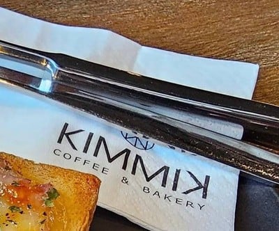 รูป KIMMIK Coffee & Bakery อาคารไทยรงค์ทาวเวอร์