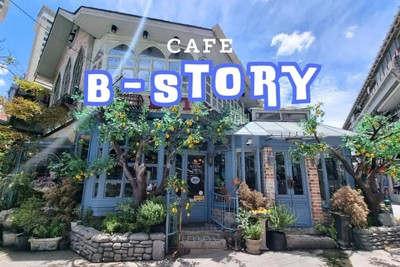 รูป B-story Cafe'