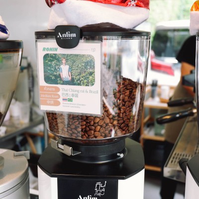 RONIN.Coffee x Ronin.Pizza สาขาเหม่งจ๋าย