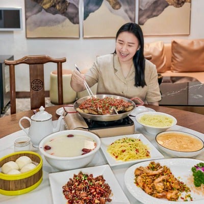 “Ren Ren Xiang” ร้านอาหารจีนสไตล์หูหนานย่านห้วยขวาง