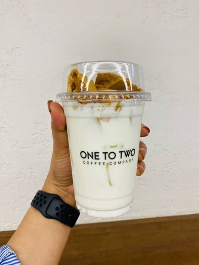 Toffee Milk ร้าน One To Two Coffee อารีย์