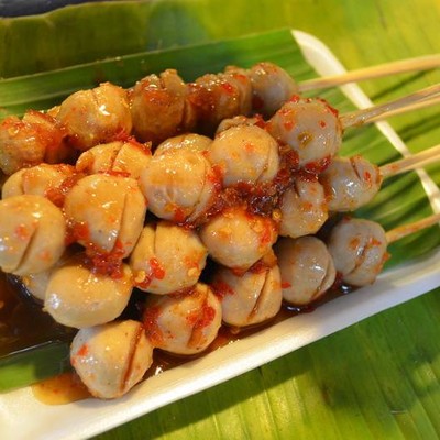 เมนูของร้านอาหาร MOO HA ลูกชิ้นหมูปิ้ง ตลาดน้ำคลองลัดมะยม