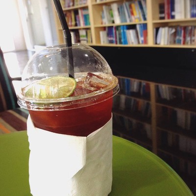 รีวิว Kune Cafe - ร้านกาแฟในสำนักงาน กสทช ซอยสายลม นั่งห้องแอร์หรือใต้ ...