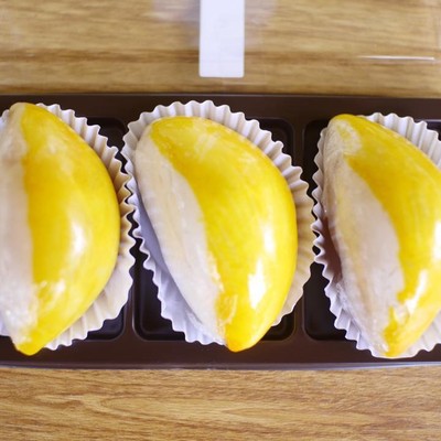 เมนูของร้านอาหาร Miss Durian นางสาวทุเรียน ขนมเปี๊ยะทุเรียน