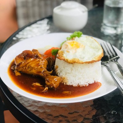 รีวิว Serena cafe - คาเฟ่เล็กๆ ข้าวมันไก่อร่อย