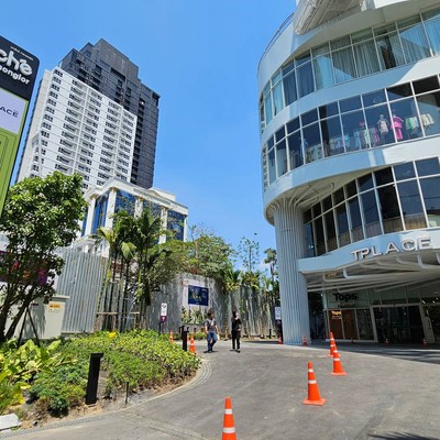 รีวิว Marche Thonglor - ห้างใหม่ย่านทองหล่อ เน้นธรรมชาติ ที่นั่งพัก ...
