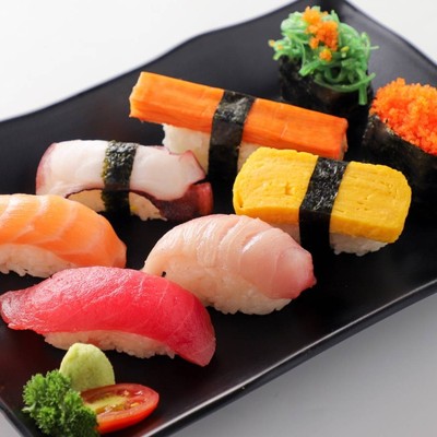 เพิ่มรูปภาพ KUTSU Japanese & Steak Bar