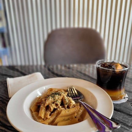 ร้าน Studiyo Bar by Yo ถนนพระอาทิตย์ | รีวิวร้านอาหาร