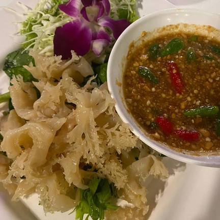 [รีวิว] ร้าน Pop View Sriracha | เมนูแนะนำ รูปภาพ ราคา - Wongnai