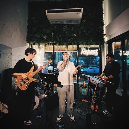 ร้าน Repeat Ari | รีวิวร้านอาหาร