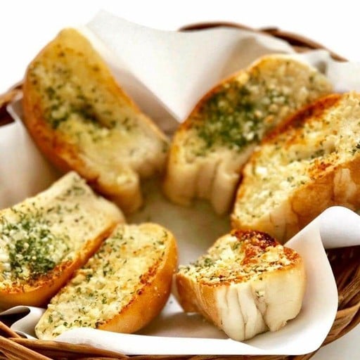 [รีวิว] ร้าน Faroh House Restaurant & Wine | เมนูแนะนำ รูปภาพ ราคา