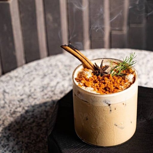 [รีวิว] ร้าน AYATANA.cafe บางแสน | เมนูแนะนำ รูปภาพ ราคา
