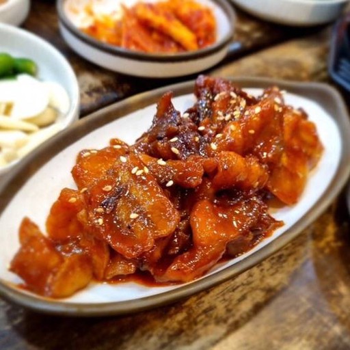 [รีวิว] ร้าน SU RA KAN | เมนูแนะนำ รูปภาพ ราคา - Wongnai