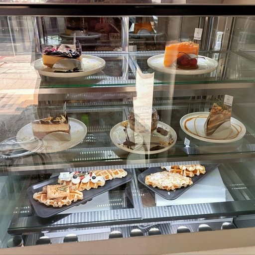 รวมร้านสาขาของ POLLY’s Coffee by POUR OVER LAB - ร้านกาแฟ/ชา