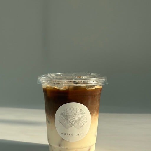 [รีวิว] ร้าน Whiteline Cafe & Restaurant HQ | เมนูแนะนำ รูปภาพ ราคา