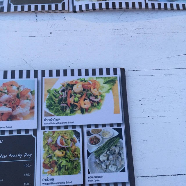 เมนูของร้านอาหาร The Sea Garden อ่างศิลา อ่างศิลา