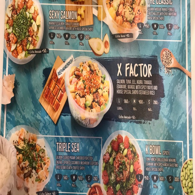 เมนูของร้านอาหาร Hunter Poke Emquartier