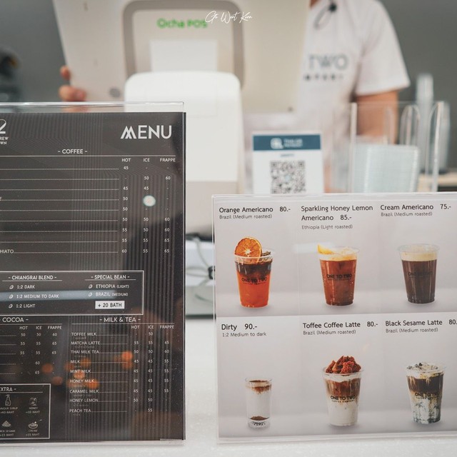 เมนูของร้านอาหาร one to two coffee town in town