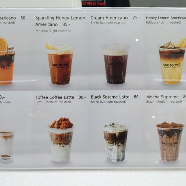 เมนูของร้านอาหาร one to two coffee town in town
