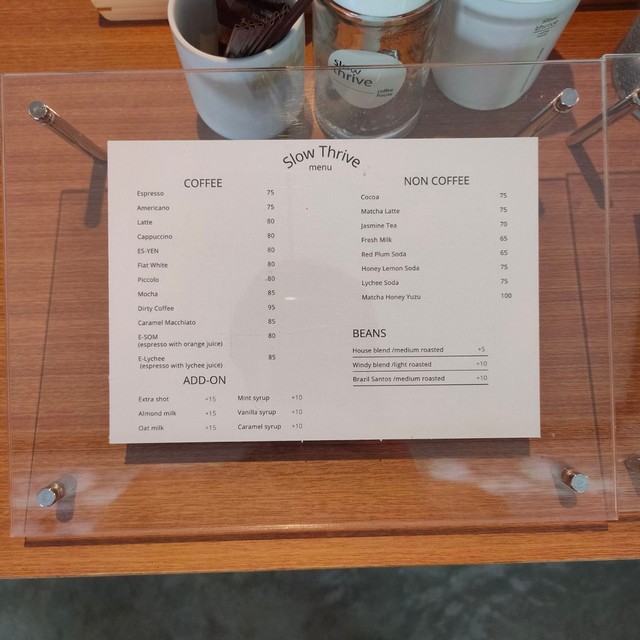 เมนูของร้านอาหาร Slow Thrive： coffee house