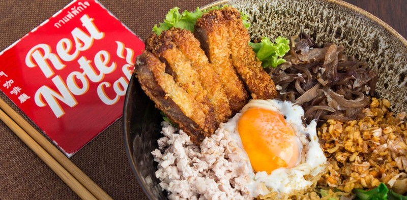 “Rest Note Café ” โรงเตี๊ยมสไตล์ฟิวชั่นฟู้ดกวนๆ ที่ชวนคุณมาพักเรื่อง ...
