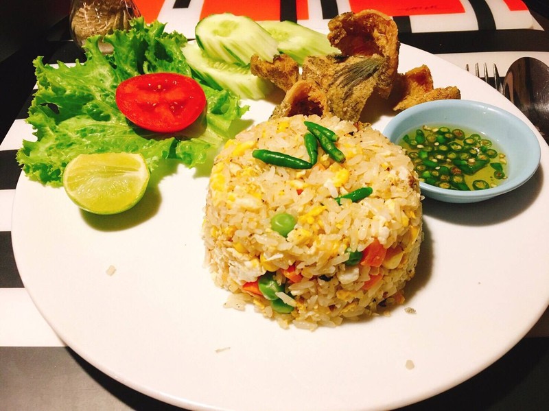 [รีวิว] ร้าน Phada House | เมนูแนะนำ รูปภาพ ราคา - Wongnai