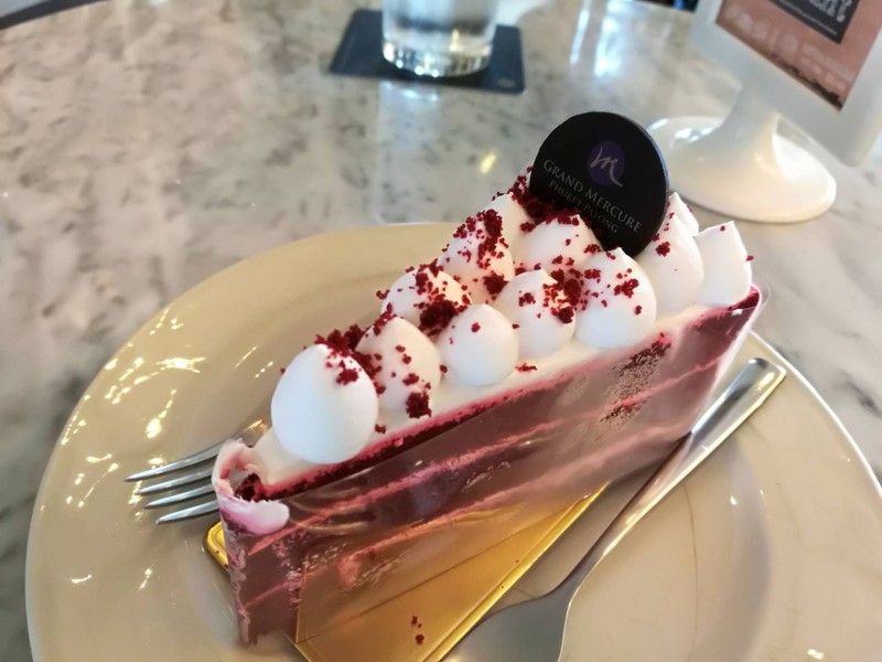 6 คาเฟ่ย่านป่าตอง ภูเก็ต นั่งสบายไม่ไกลจากทะเล!