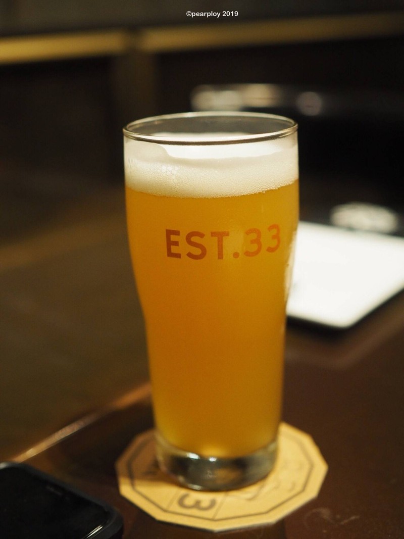 Snowy Beer (300 ml. - 180 บาท) ร้าน EST.33 By Singha คริสตัลดีไซน์เซ็นเตอร์
