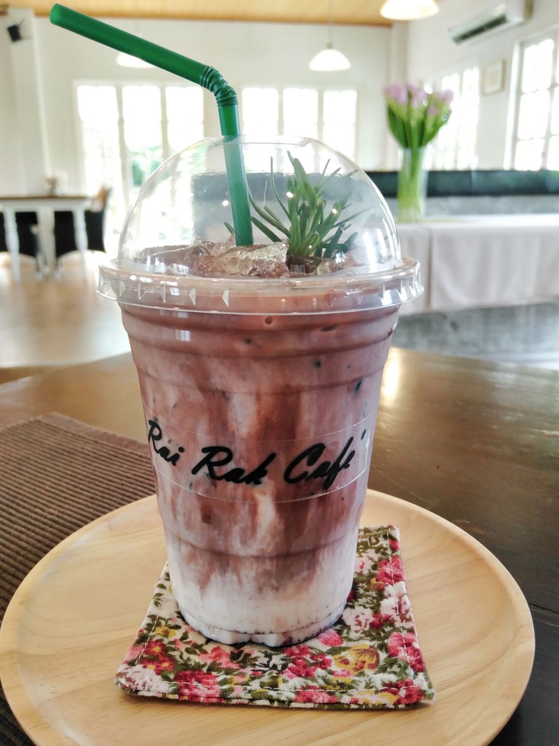[รีวิว] ร้าน Rai Rak Cafe' & Restaurant | เมนูแนะนำ รูปภาพ ราคา - Wongnai
