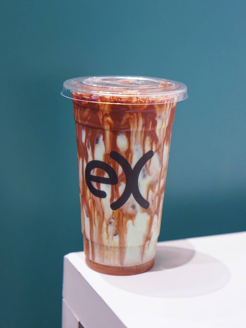 [รีวิว] ร้าน eXcoffee เมเจอร์ รัชโยธิน | เมนูแนะนำ รูปภาพ ราคา