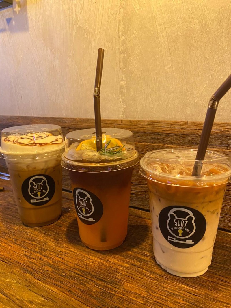 [รีวิว] ร้าน Slot Cafe | เมนูแนะนำ รูปภาพ ราคา - Wongnai