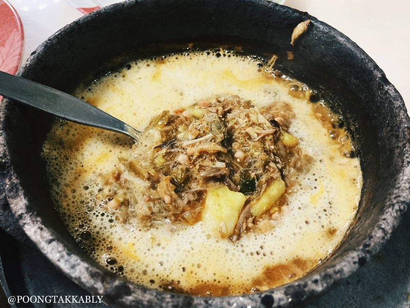 Fahsah • Fahsah สตูว์เนื้อแกะตุ๋นจนเปื่อยกับมะเขือเทศ มันฝรั่ง ร้อนๆ ...