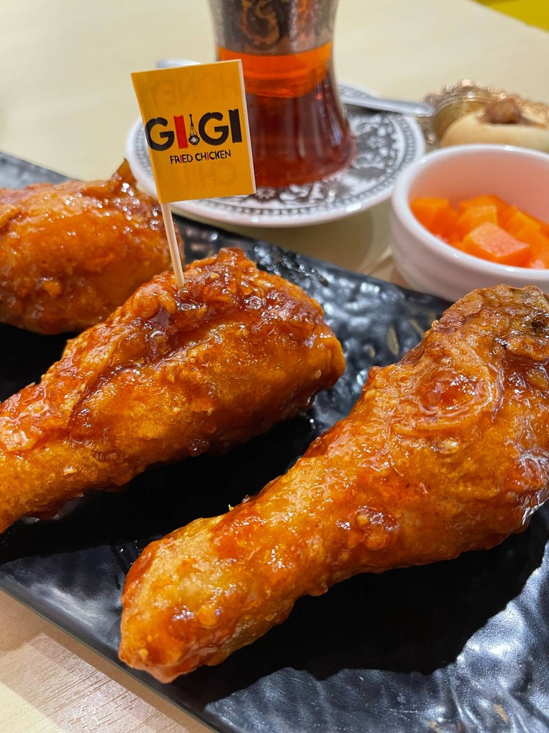 [รีวิว] ร้าน GiGi Fried Chicken (กีกี้ ฟรายด์ ชิกเก้น) สีลม | เมนูแนะนำ ...