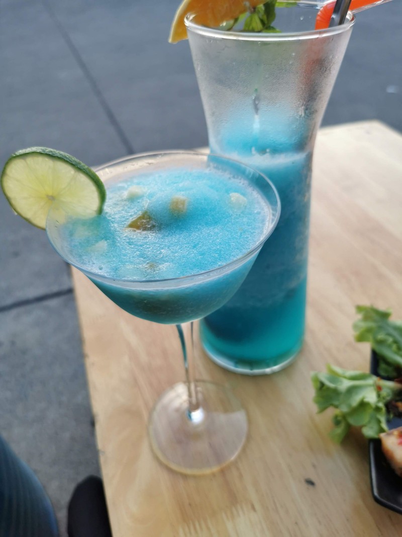 รูป Baboon Bar ตลาดนัดรถไฟ ศรีนครินทร์ - Wongnai