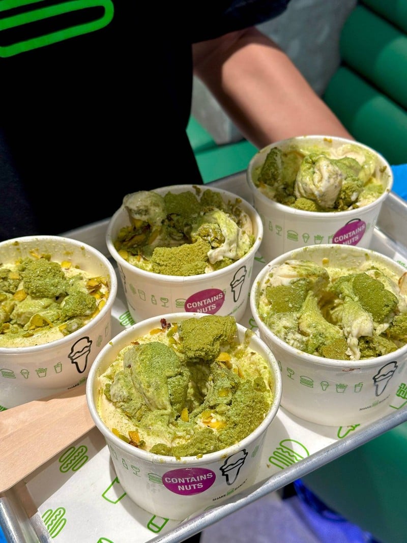 15 ร้านอาหาร Emsphere รวมรีวิวแรกชาววงใน กับห้างใหม่กลางเมือง!