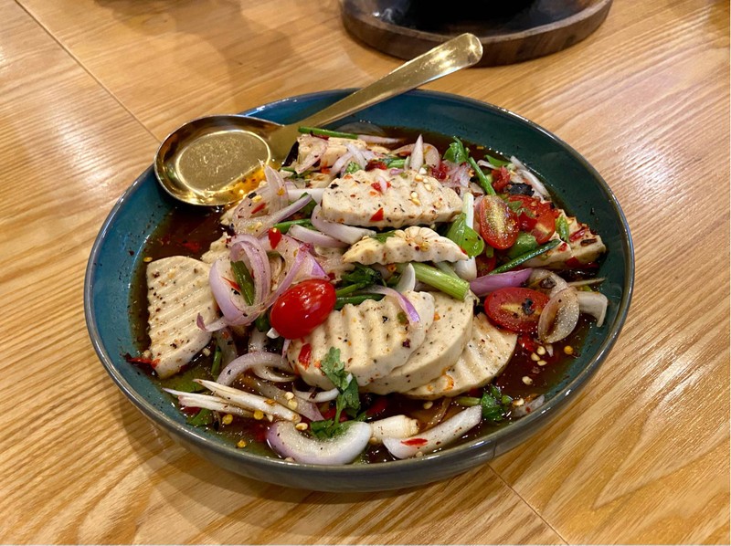 ยำหมูยอ ร้าน Oyard