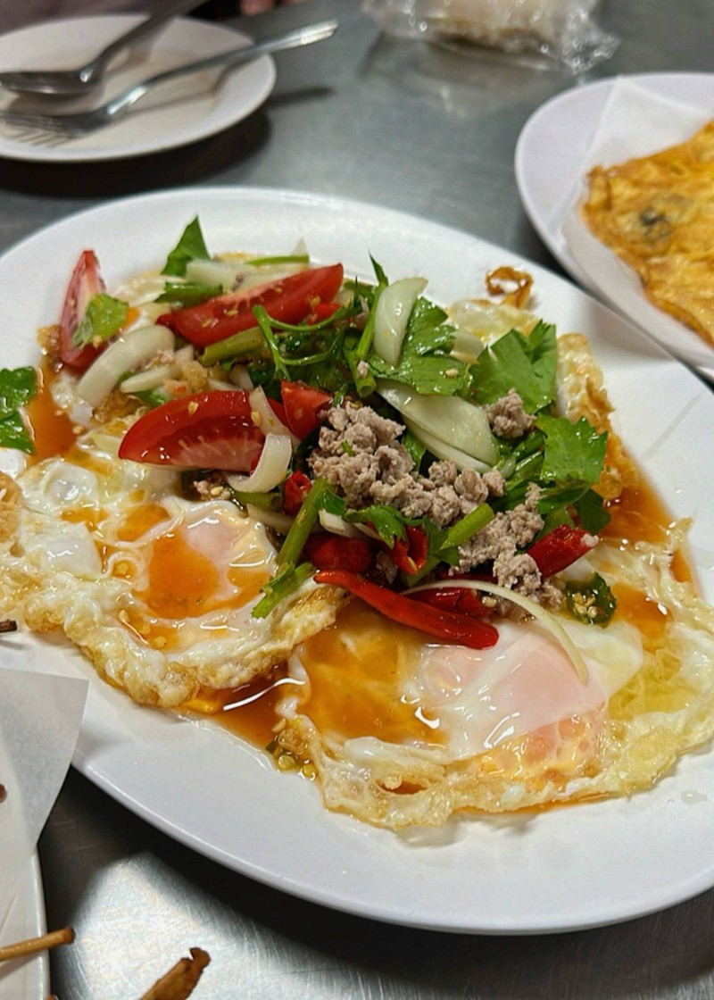 รูป เจ๊ก้อย ราชเทวี